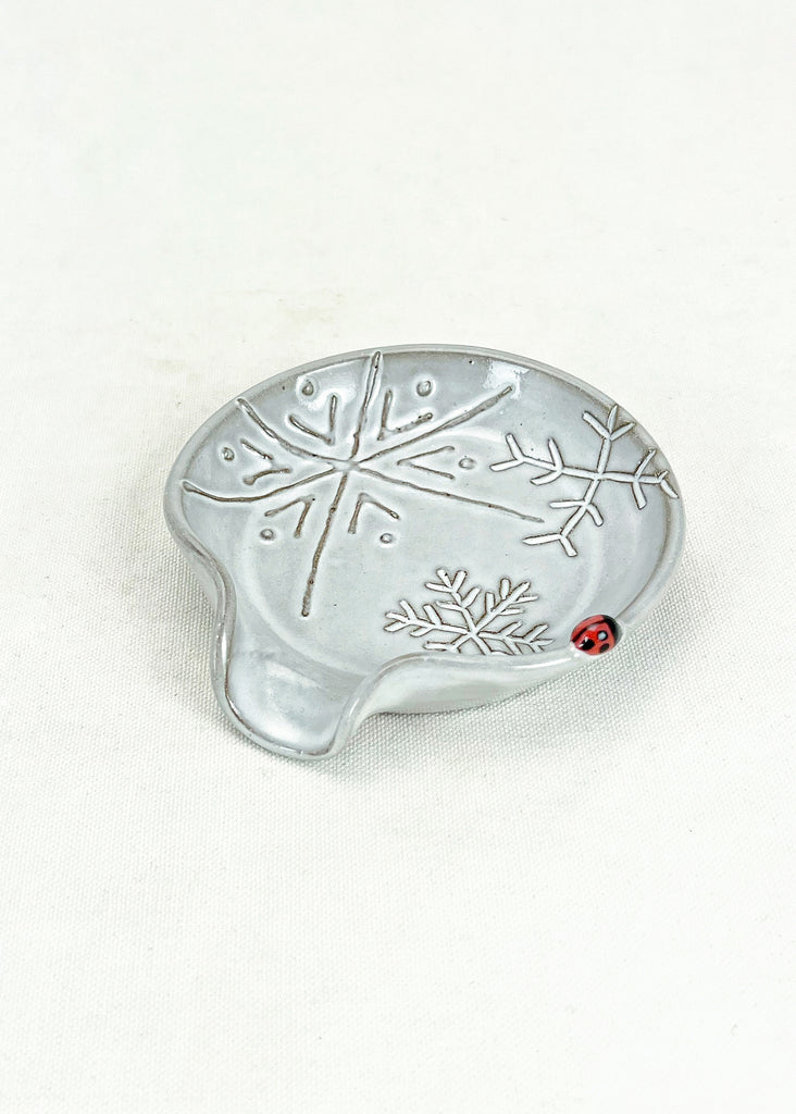 Snowflake Spoonrest – Bug Pottery